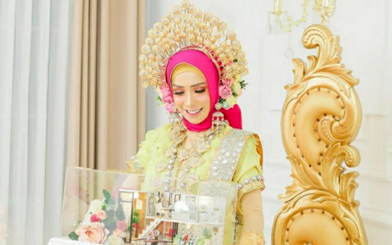 Wow, Gadis Palopo Dipinang Dokter dengan Uang Panai Rp1 Miliar - Pluz.id