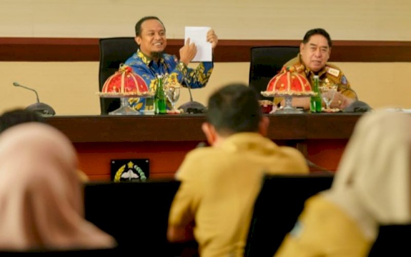 Gubernur Sulsel Kembali Ingatkan ASN Jaga Integritas - Pluz.id